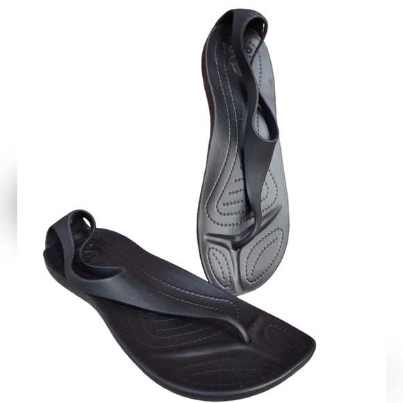 Crocs Shoes Crocs W8 Sexi Tstrap Flat Thong Flip Flop Sandals Poshmark